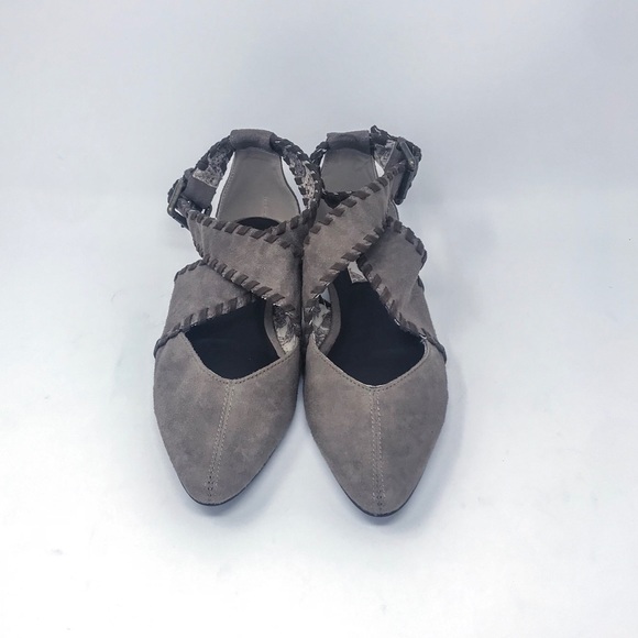 Band of Gypsies | Shoes | Band Of Gypsies Beige Taupe Dusty Flats Size ...